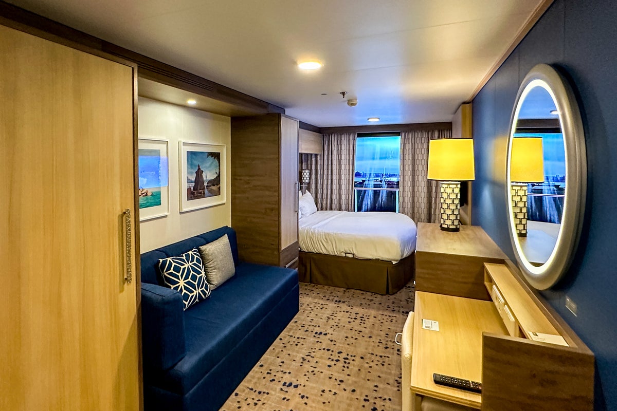 What is a Royal Caribbean virtual balcony cabin on a cruise? - The ...