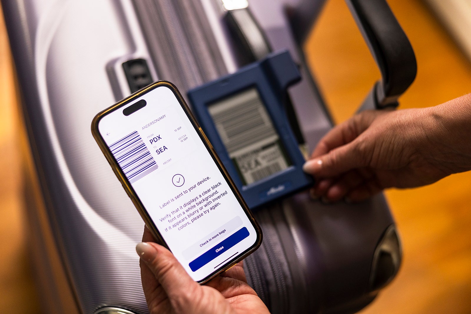 Alaska Airlines has a new $89 electronic bag tag. What is it, and do ...