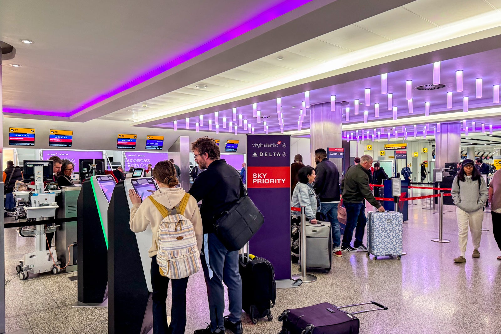 An in-depth review of the Upper Class suites aboard the Virgin Atlantic ...