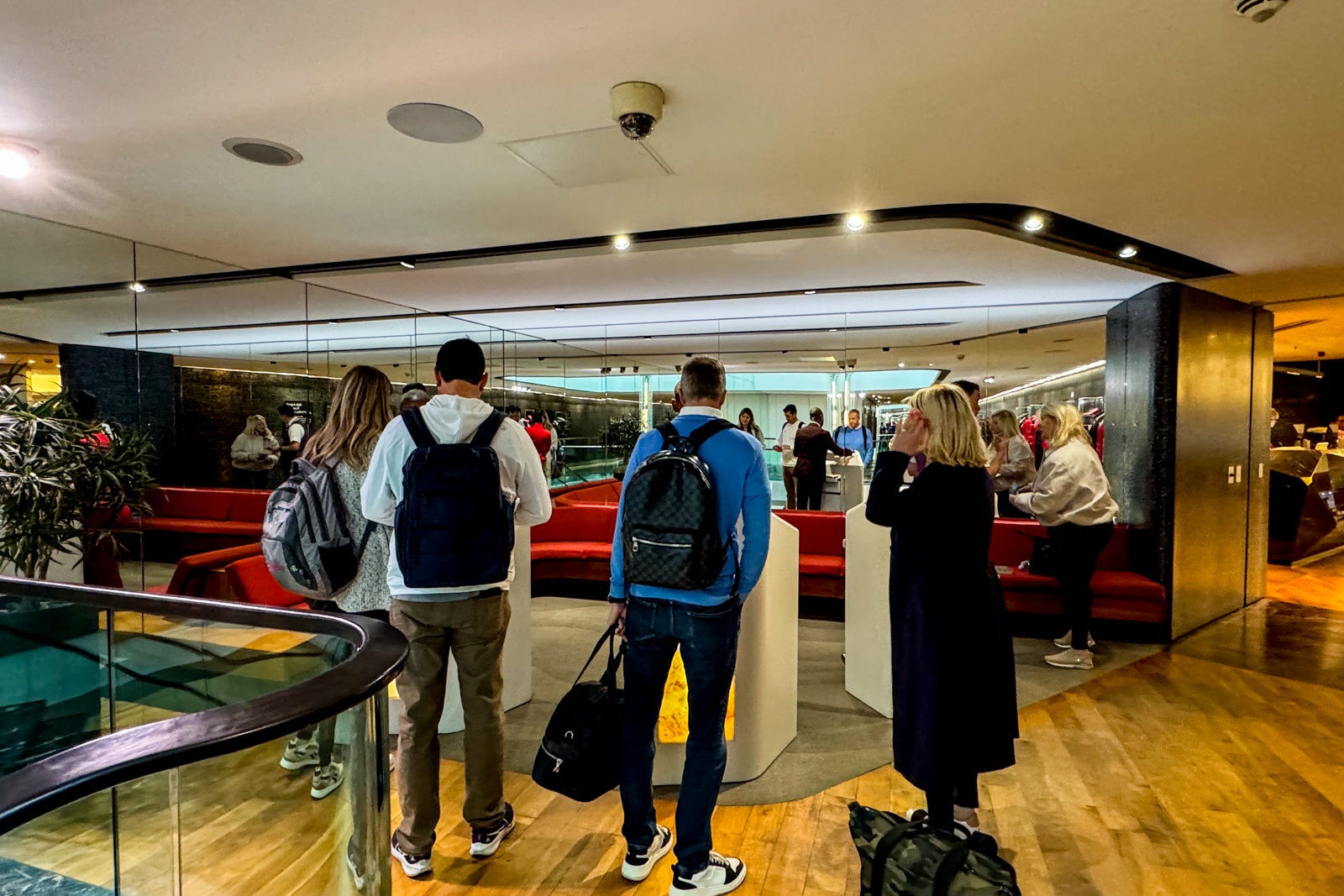 An in-depth review of the Upper Class suites aboard the Virgin Atlantic ...