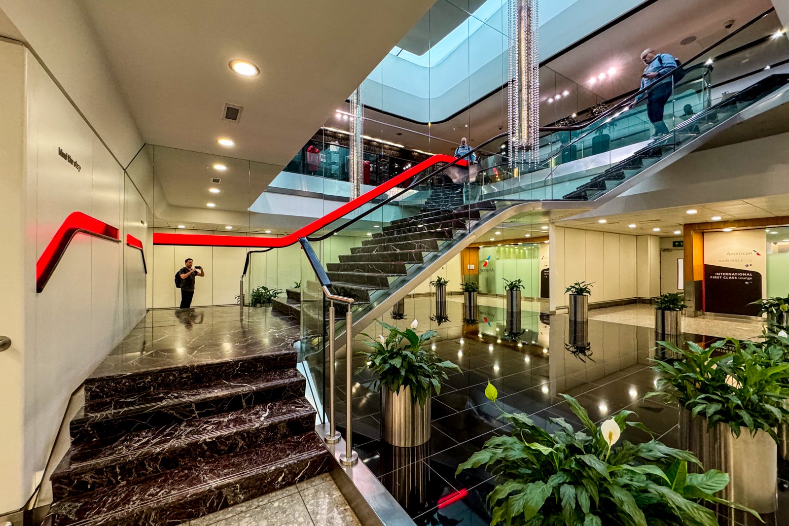 An in-depth review of the Upper Class suites aboard the Virgin Atlantic ...