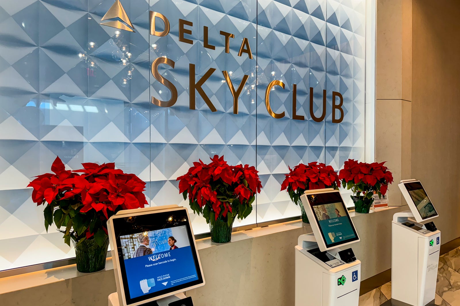 How to track your Amex card's Delta Sky Club visits - The Points Guy
