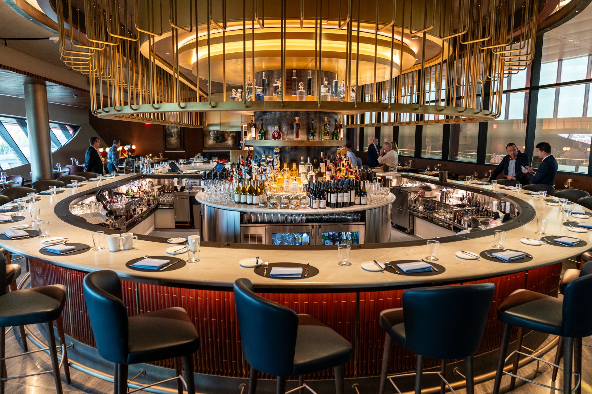 Delta to open Boston Delta One Lounge with unique dining flair - The ...