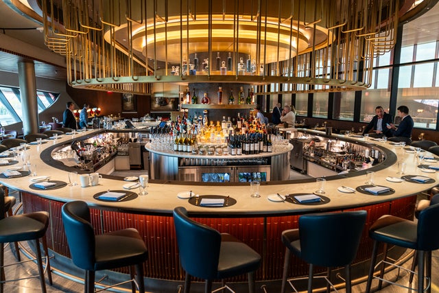 Delta to open Boston Delta One Lounge with unique dining flair - The ...