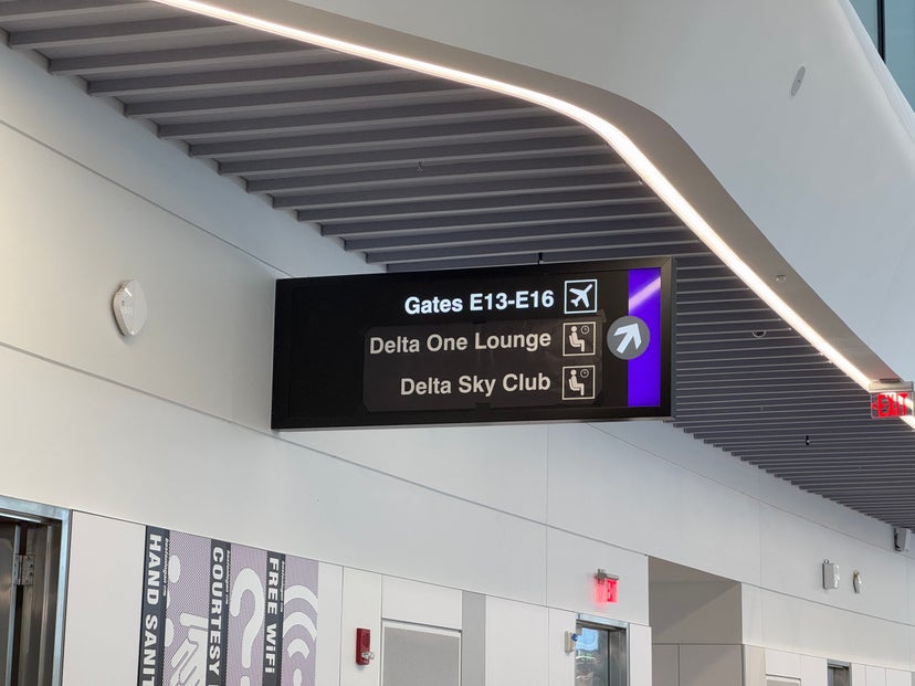 Delta to open Boston Delta One Lounge with unique dining flair - The ...