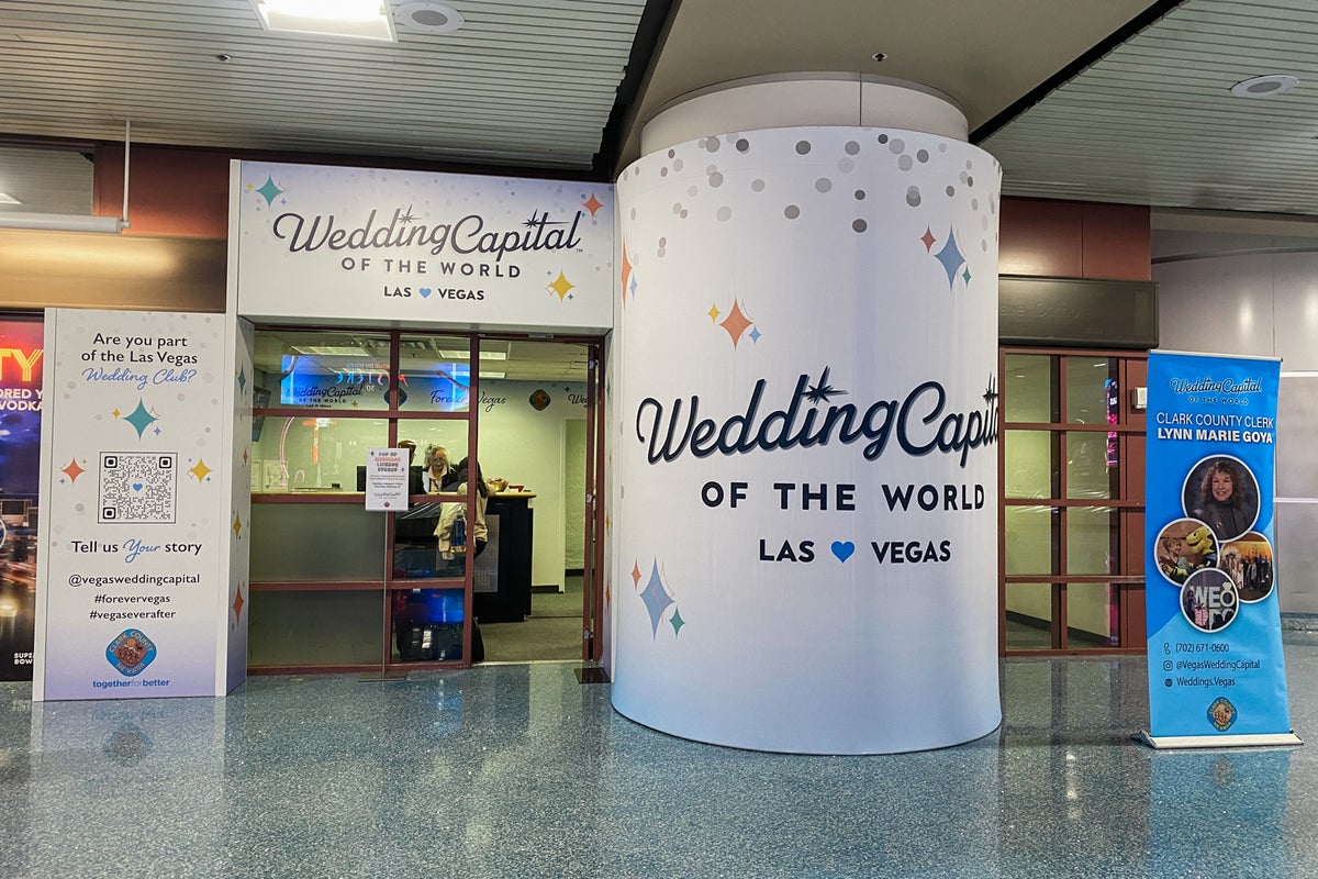 Las Vegas airport to host pop-up Marriage License Bureau for Valentine ...
