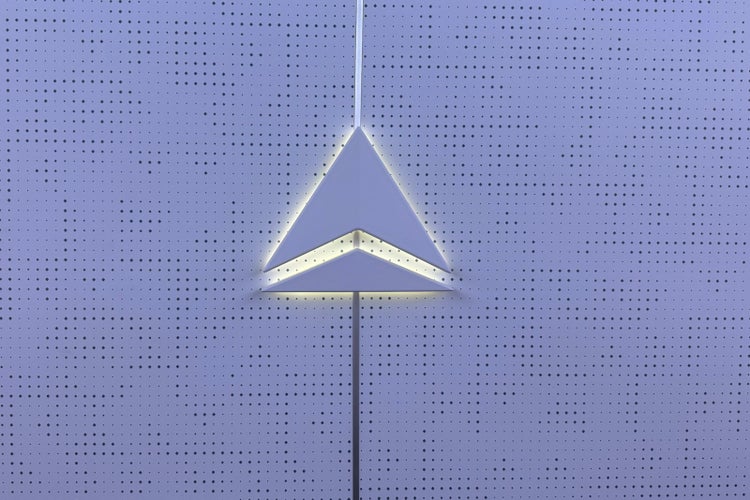 Sneak peek: On board the first Delta Air Lines jet sporting its all-new ...