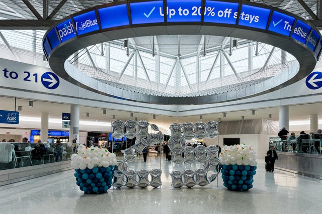 JetBlue turns 25: On board the celebratory anniversary flight - The ...