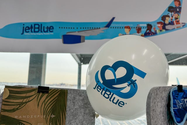 JetBlue turns 25: On board the celebratory anniversary flight - The ...