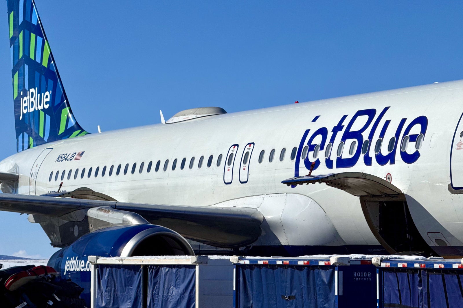 JetBlue Plus vs. JetBlue Premier: Mid-tier or premium? - The Points Guy