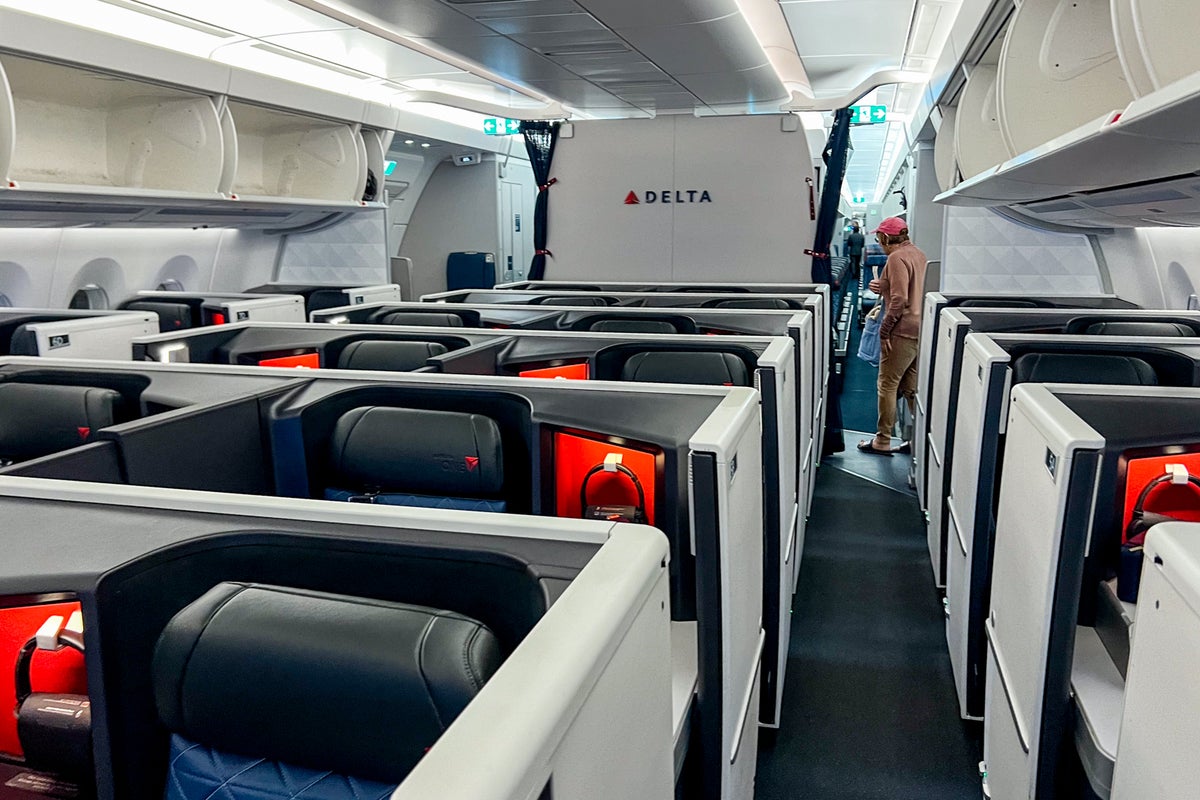 I flew Delta One on the A350-900 to Australia: Here's how I booked it ...