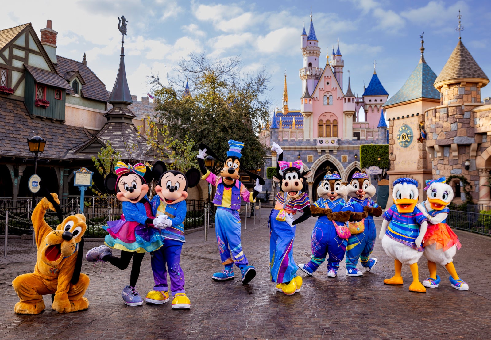 Disneyland releases new details and $100-per-day ticket deal for its ...