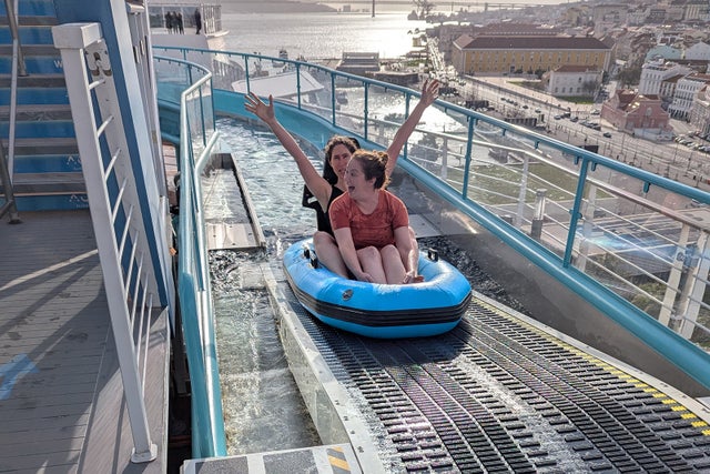 I tried Norwegian Cruise Line's Aqua Slidecoaster — it’s both free and ...