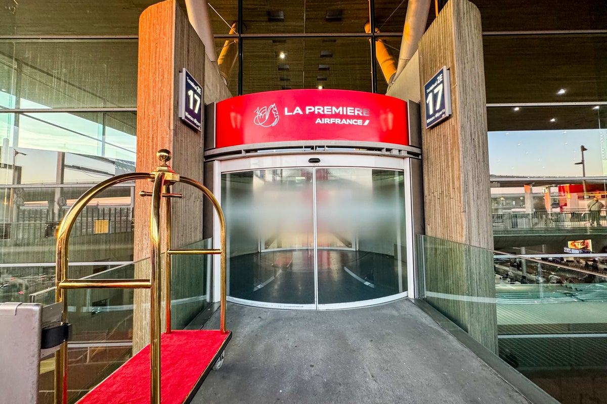 Exclusive video: First look at Air France's new La Premiere first class ...