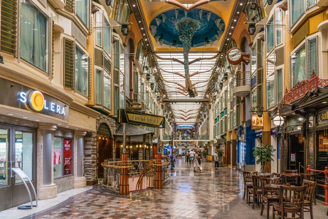 Royal Caribbean Freedom of the Seas review – First Class Travel Now