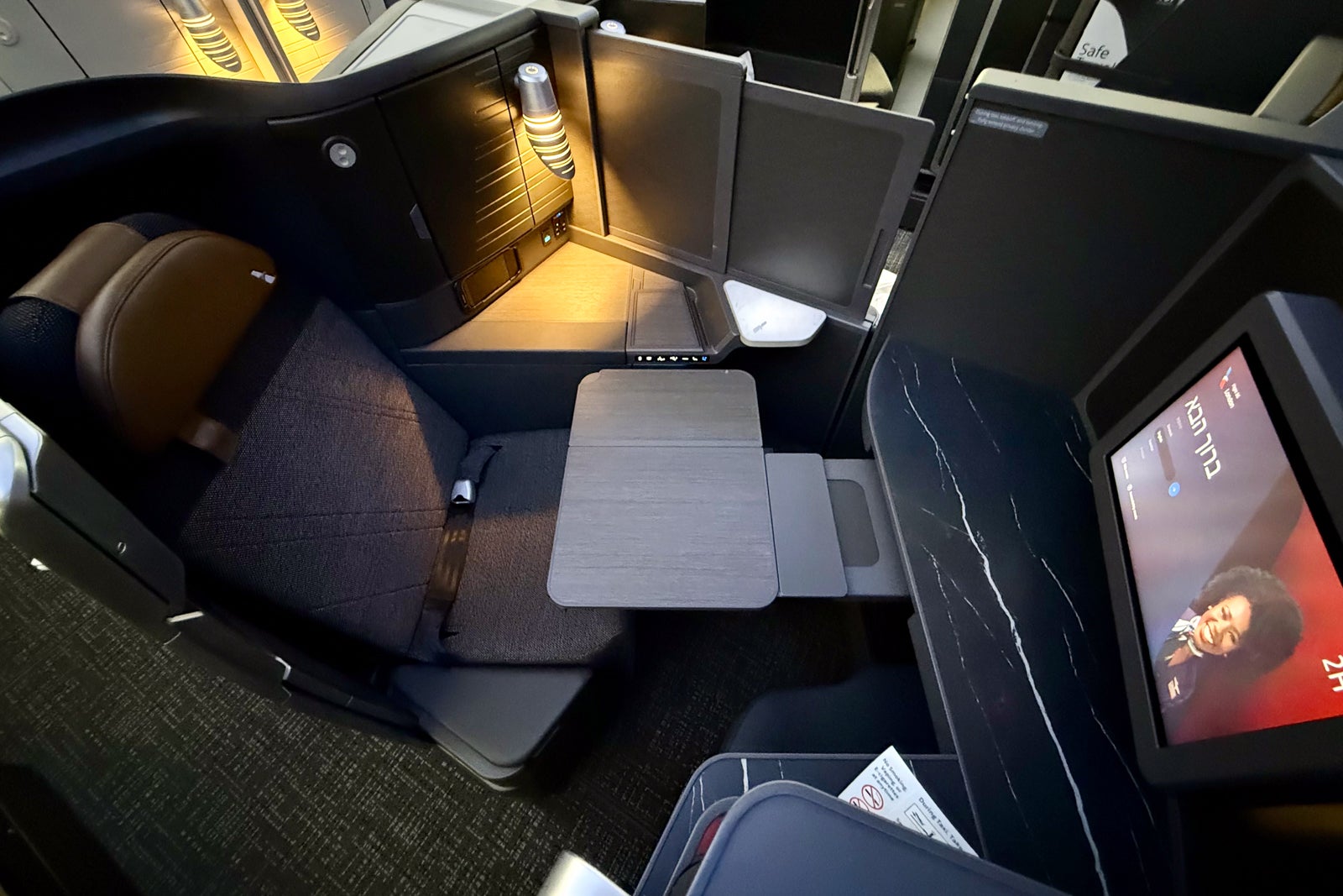 A look at American's all-new Boeing 787 Dreamliner with Flagship Suite ...